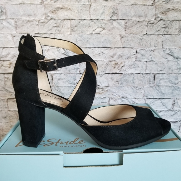 Life Stride | Shoes | Life Stride Allison Heels | Poshmark